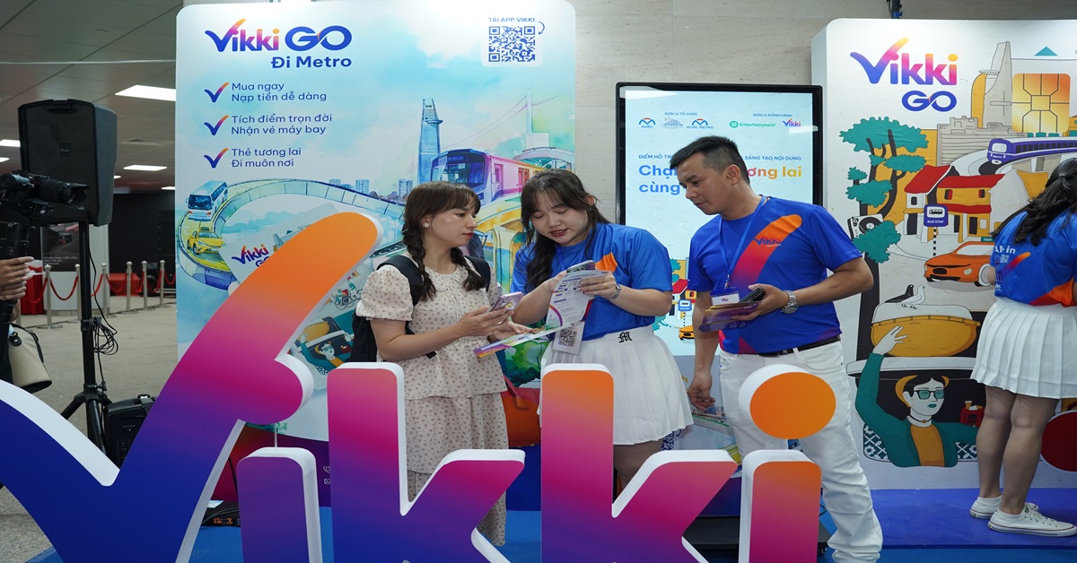 TP HCM vận hành chính thức tuyến metro số 1, người dân nhận thẻ đi metro VikkiGO miễn phí - Ngân ...